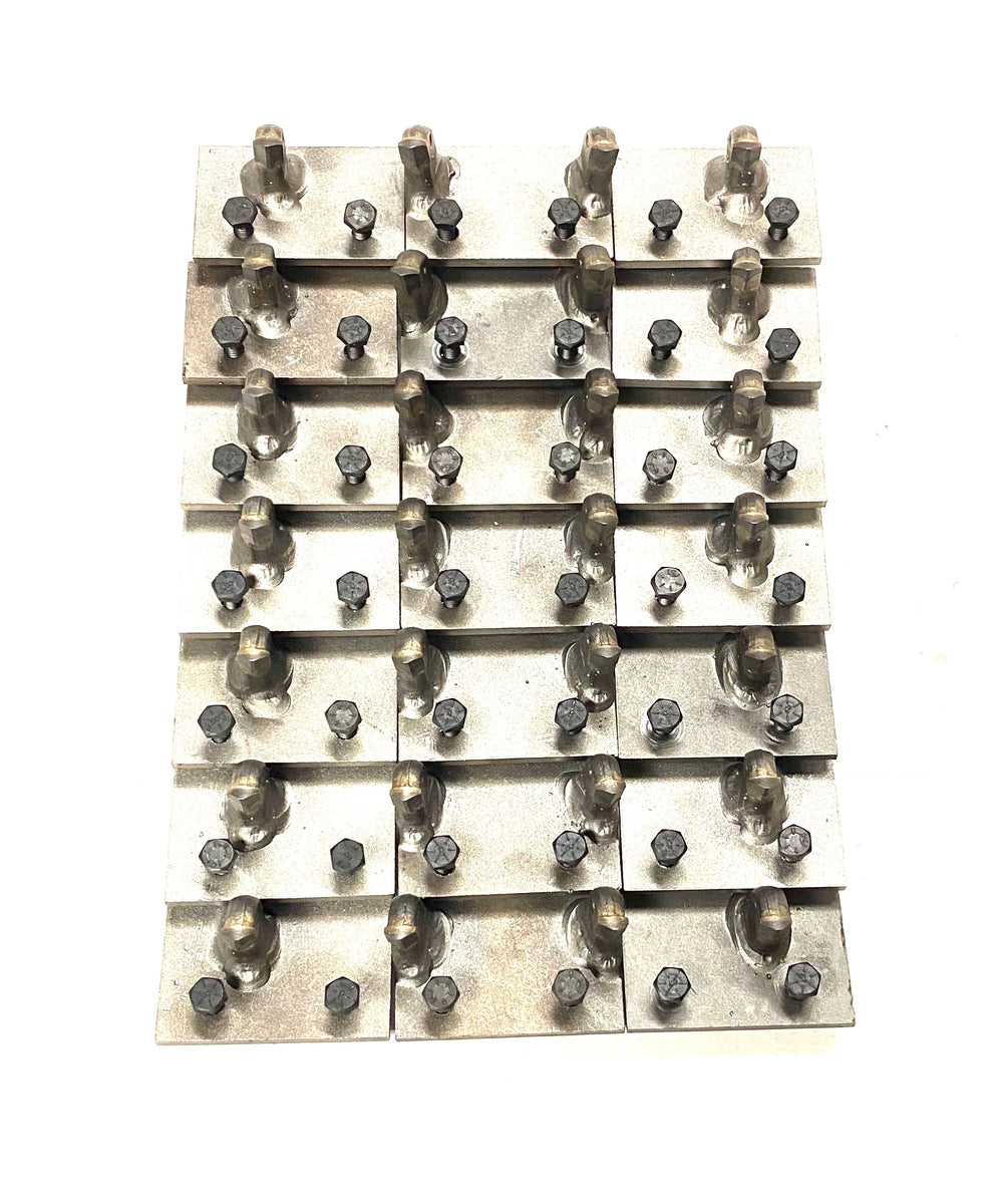 18" Shark Style Carbide Teeth Set – Workhorse Equipment